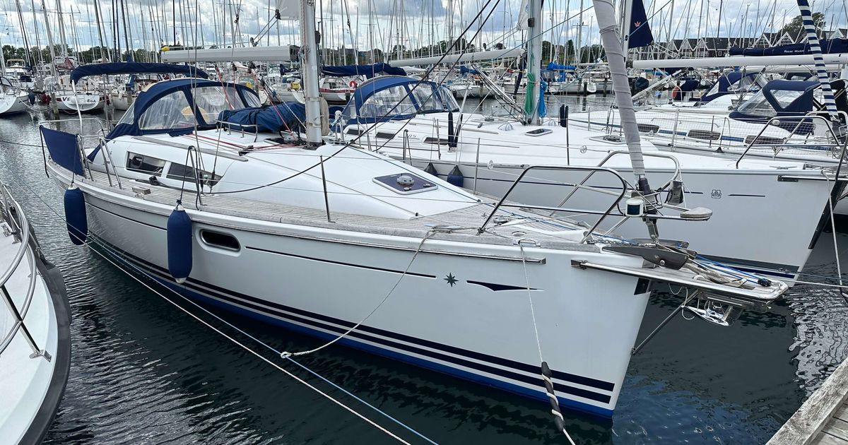 Jeanneau 36i | Boat for sale | YachtBroker
