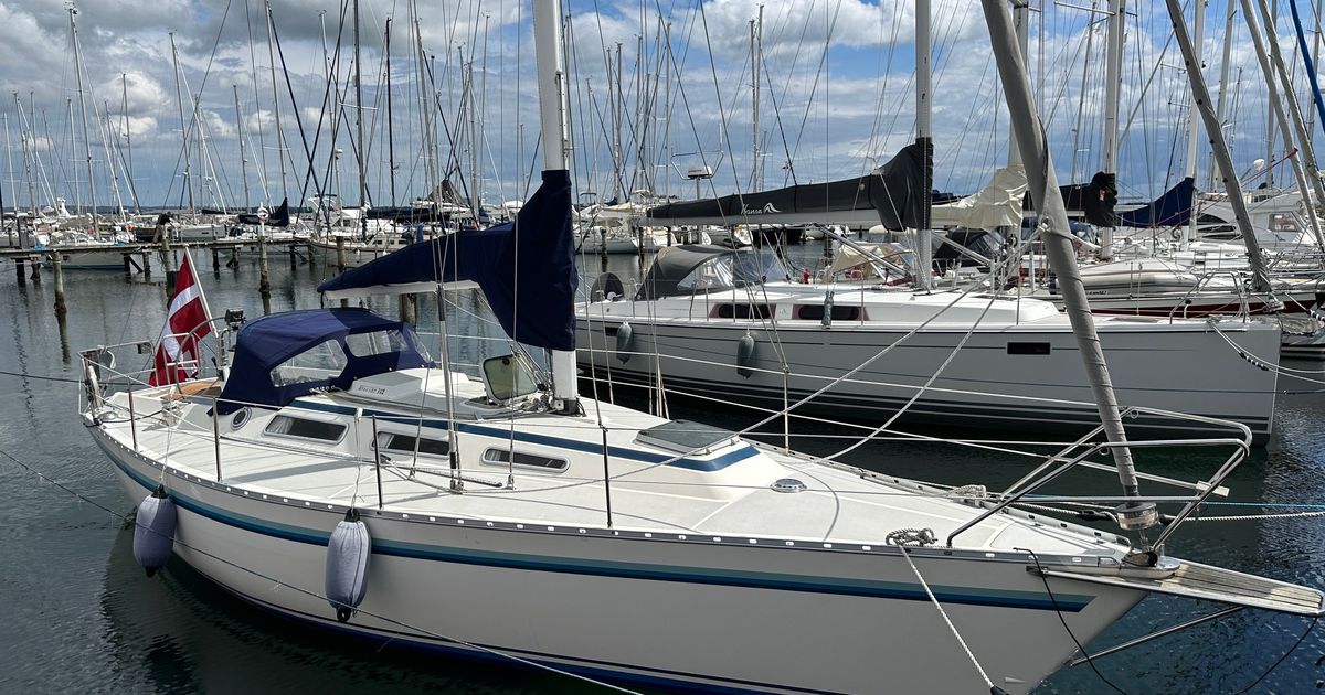 Granada 340 | Båt till salu | YachtBroker